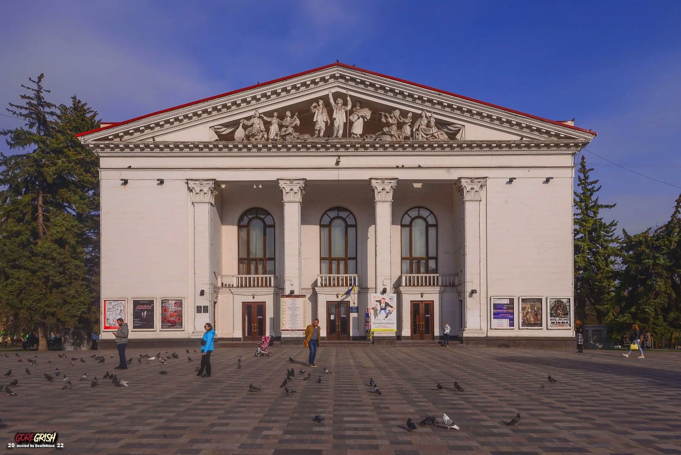 War - Russians Demo'ing Bombed Mariupol Theatre | Goregrish